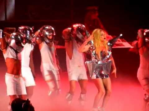 Lady Gaga-The Monster Ball Tour 2011 - YouTube