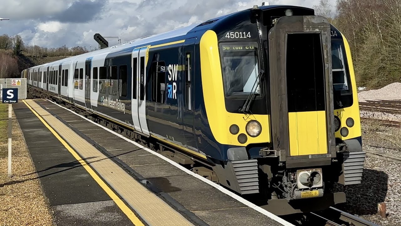 SWR Class 450 Passing Micheldever, SWML, 18/3/2023 | Boom Trainspots ...