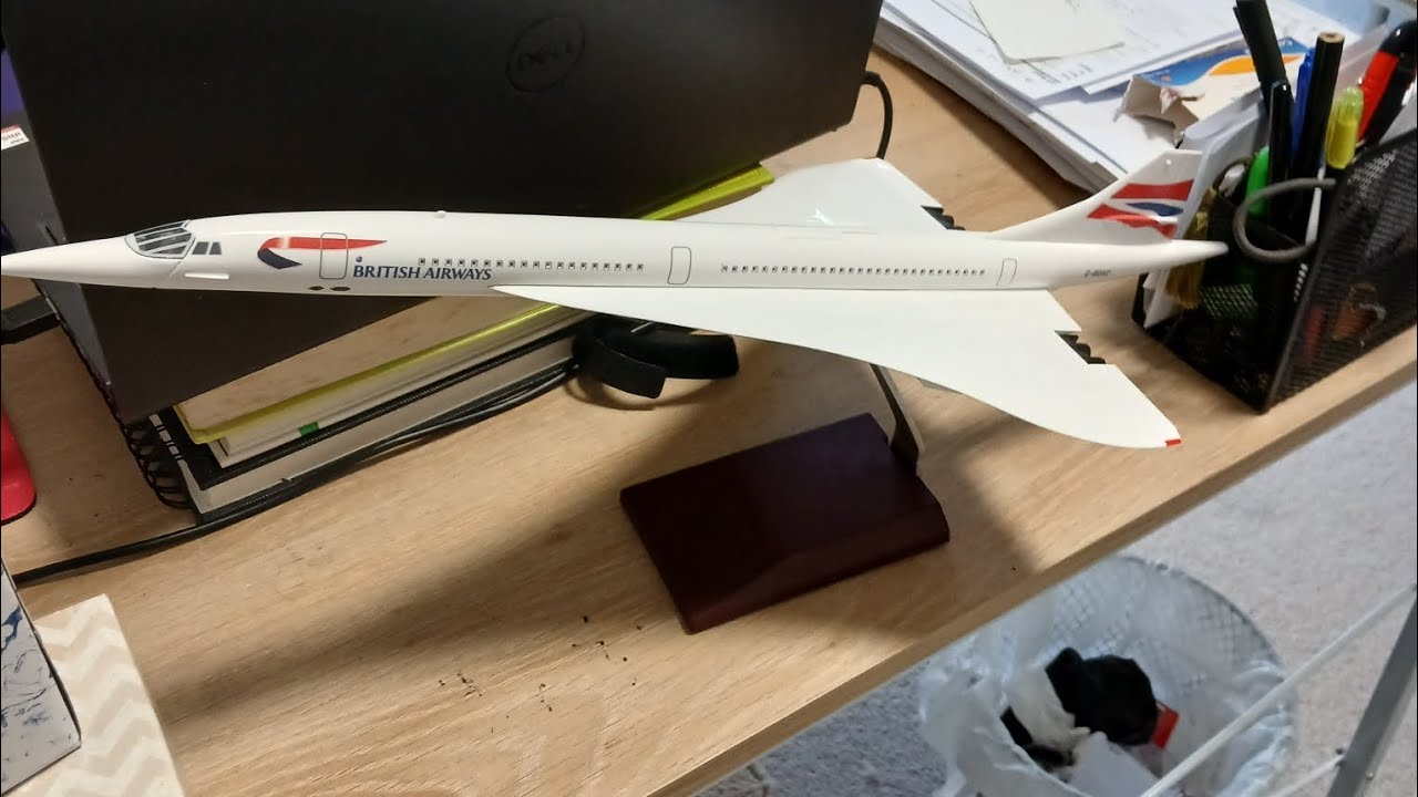 British Airways concorde model review - YouTube