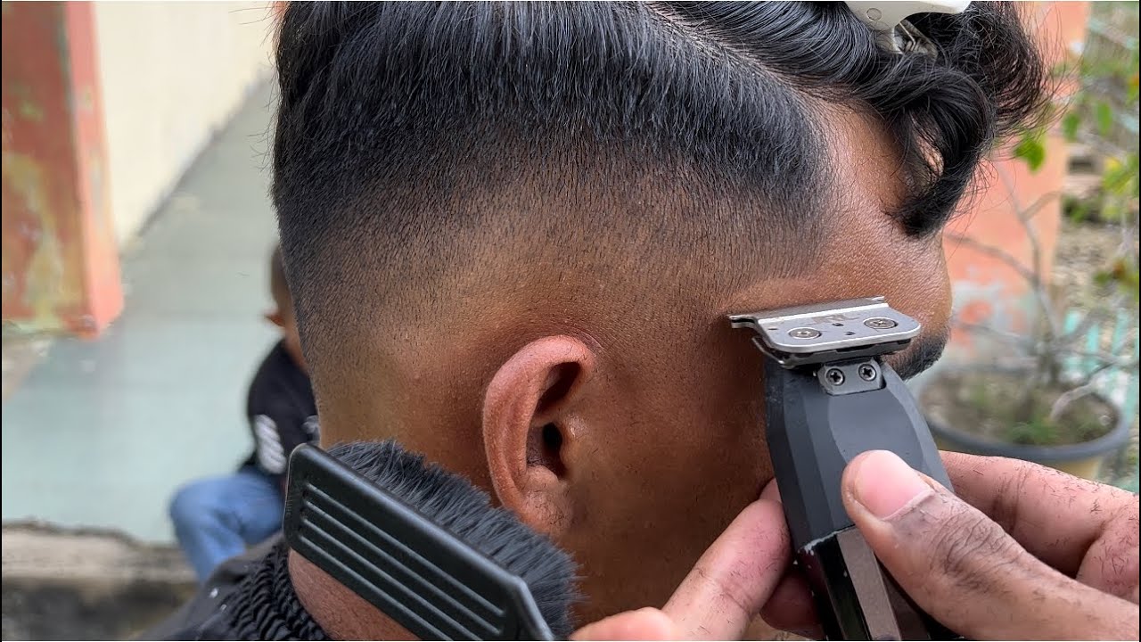 FADE HAIRCUT !!! SIMPLE TUTORIAL🔥🔥 - YouTube