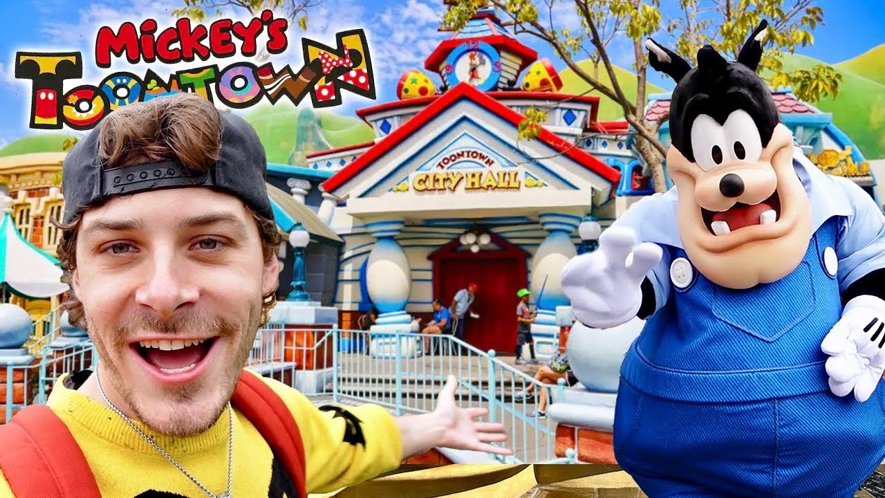 Opening Day of NEW ToonTown at Disneyland! - YouTube