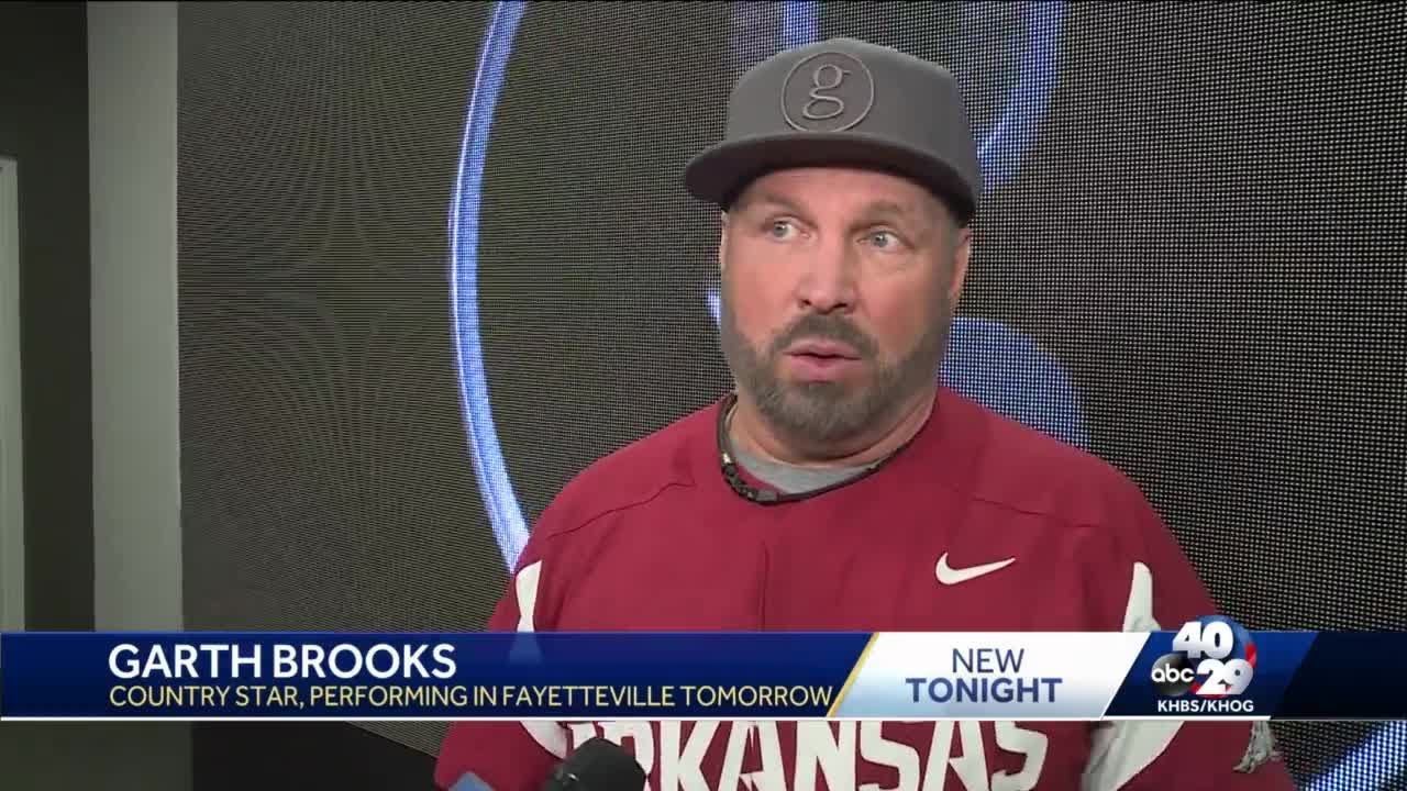 Garth Brooks speaks with 40/29 News - YouTube