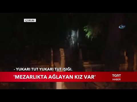 Mezarlıktaki Ahlayan Kız
