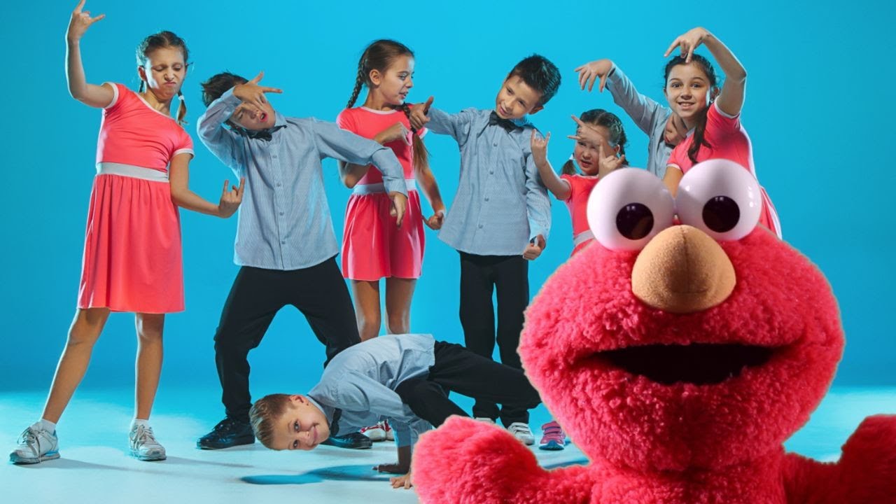 Elmo Loves To Dance - YouTube