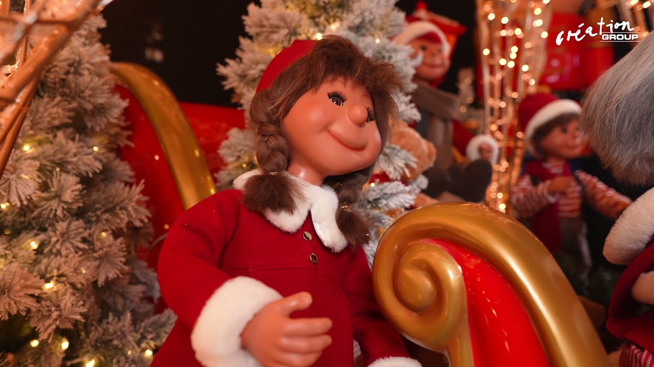 Santa's family sleigh | An animatronic Christmas display - YouTube