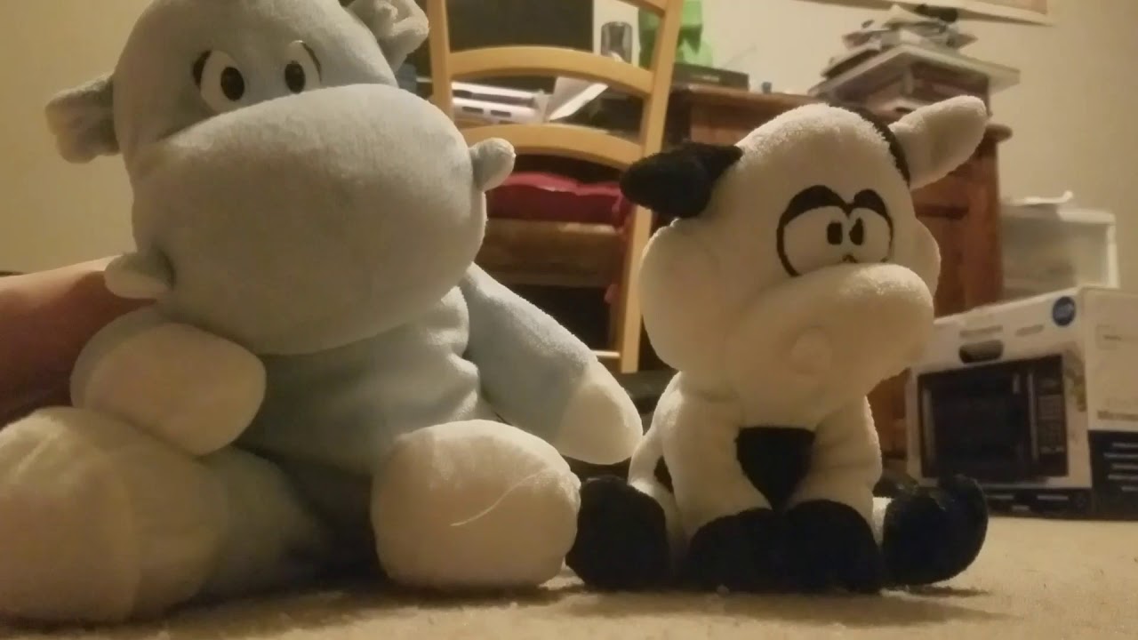 Frederick the cow "Episode 2" skydiving - YouTube