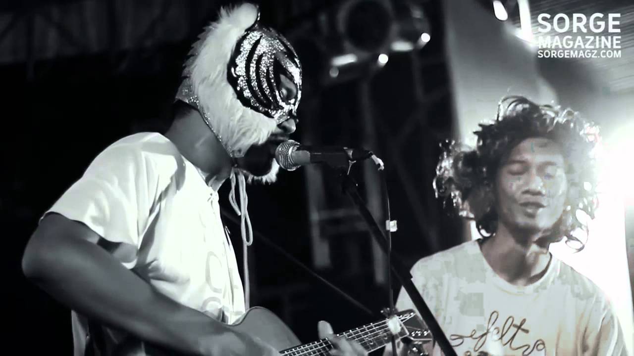 SORGEMAGZ.COM - ZEKE KHASELI LIVE @ CLOSING CEREMONY PARAHYANGAN ...