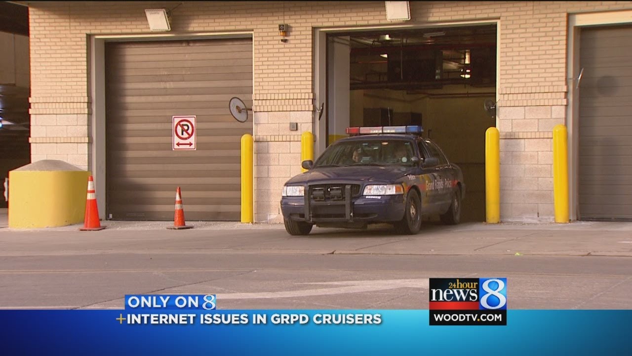 Dispatch service outages in GRPD cruisers - YouTube
