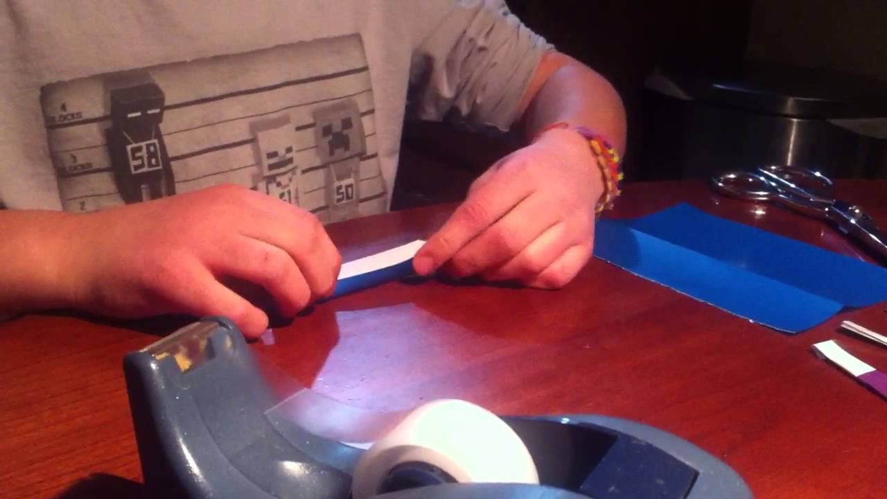 Star Wars origami Lightsaber - YouTube