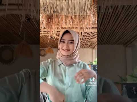 goyang tik tok hot abg cantik semok montok gunung gede hijab - YouTube