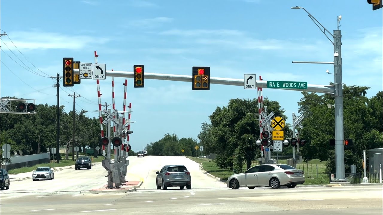 New Mast With McCain Signals - YouTube