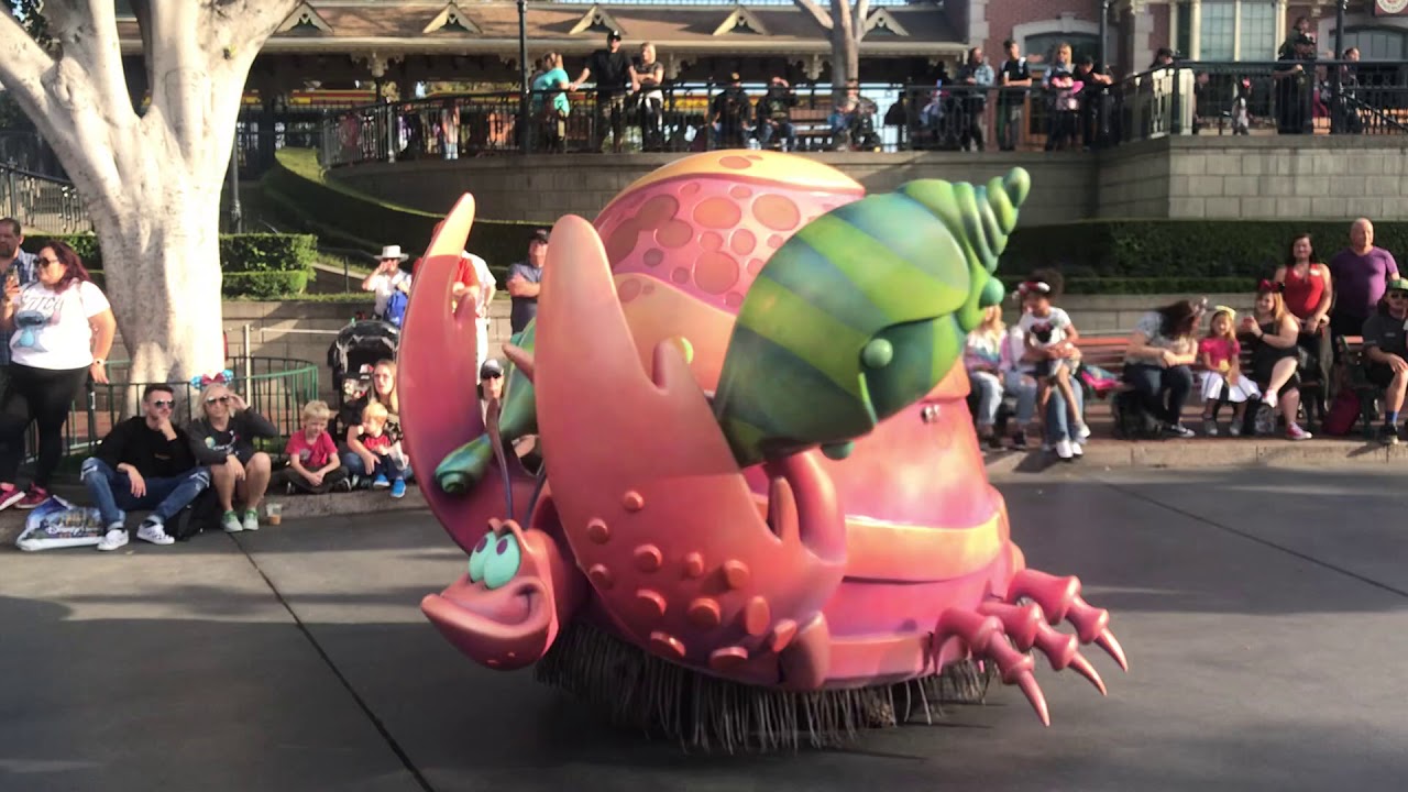 Mickey's Soundsational Parade - YouTube