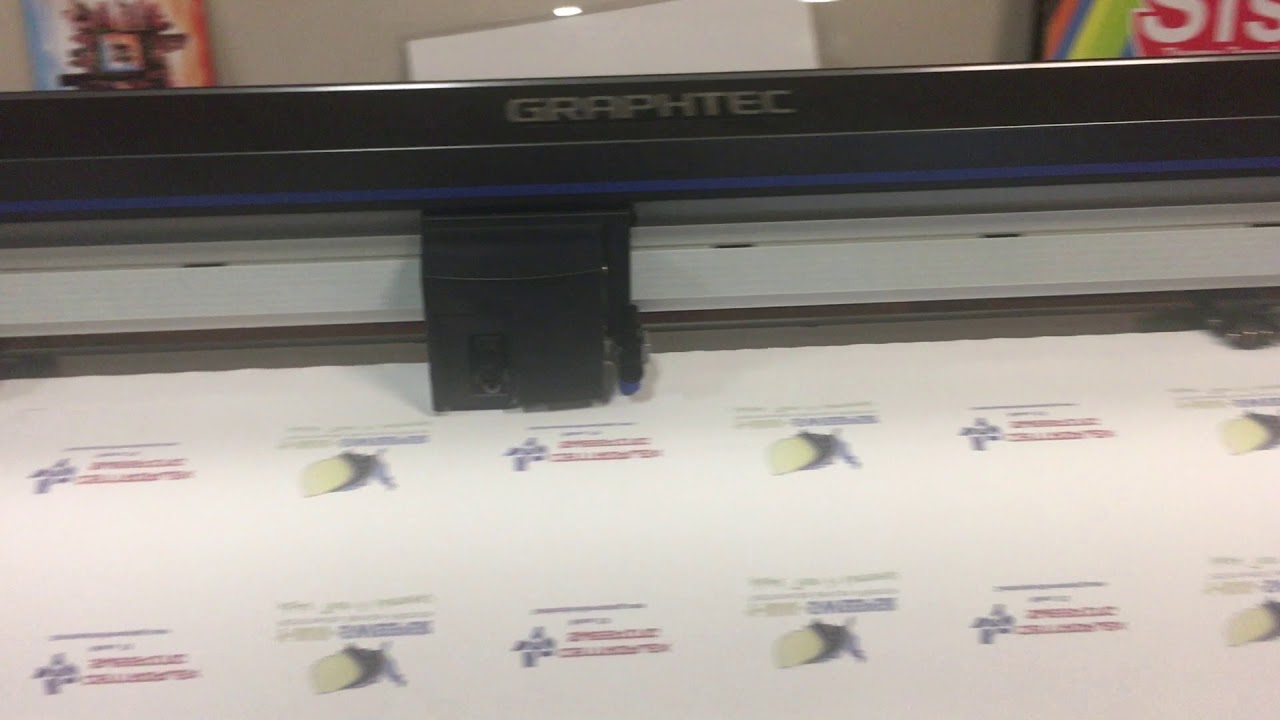 Perforating (Perf-cut) Sihl Impact paper - Graphtec CE6000-160 - YouTube