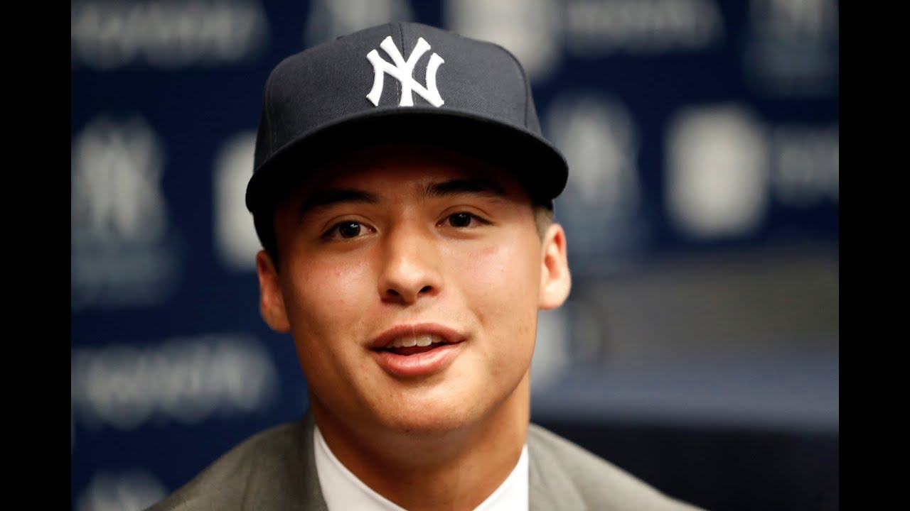 Delbarton’s Anthony Volpe signs with Yankees - YouTube
