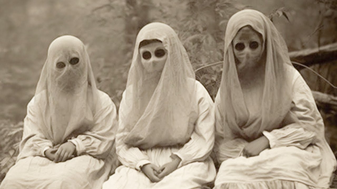 Creepy Rare Photos With Grim Backstories - YouTube