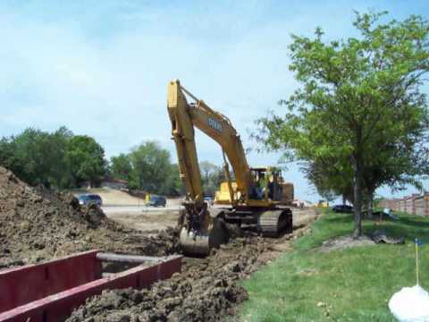 Deere 450lc Excavator - YouTube