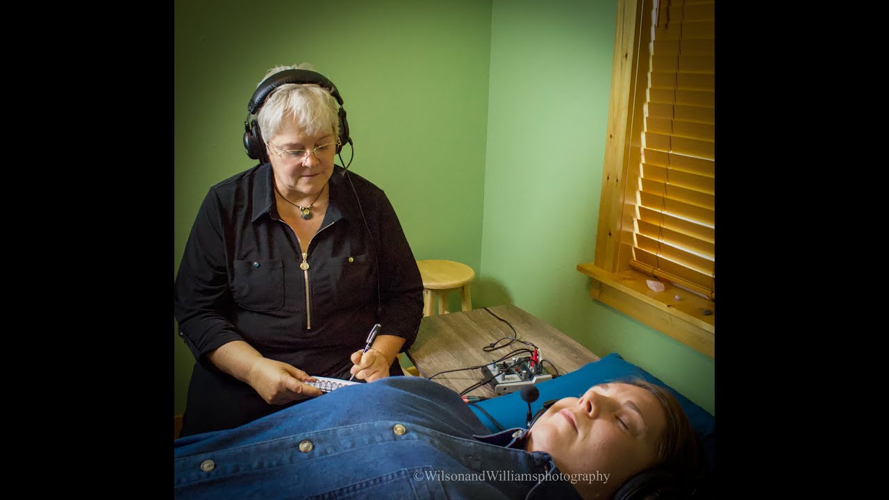 Past Life Regression Hypnosis: What to Expect - YouTube