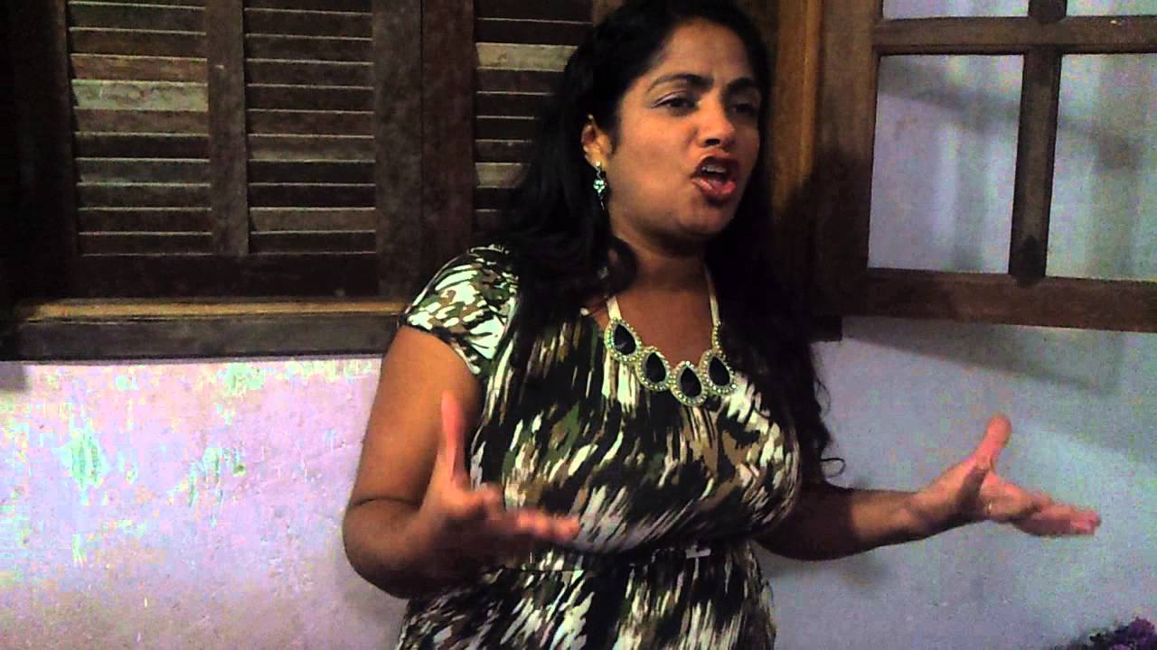 Magaly Brito - Amo o Senhor - YouTube