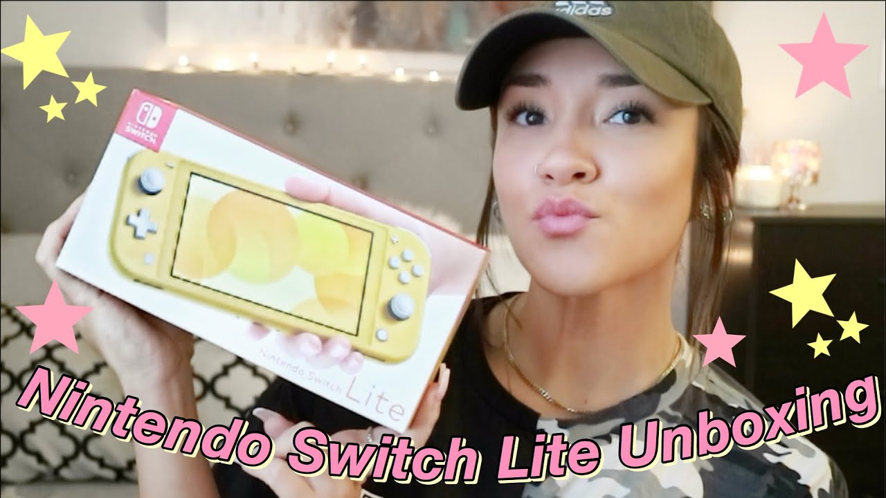 NINTENDO SWITCH LITE UNBOXING! Yellow version + Games - YouTube