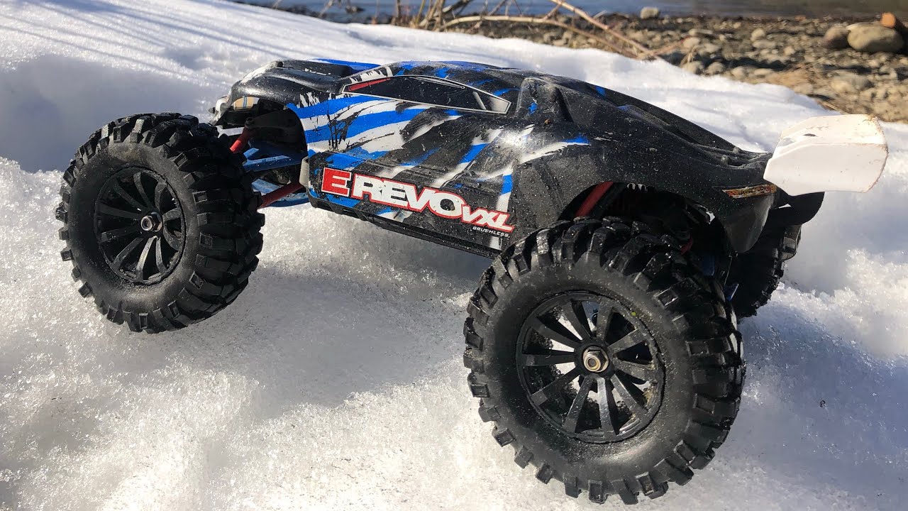 Traxxas Mini E-Revo VXL Fun - YouTube