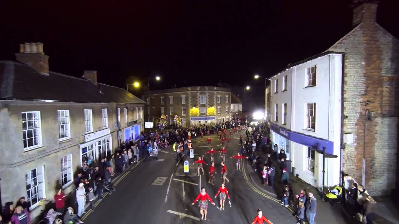 Warminster Carnival 2014 - YouTube