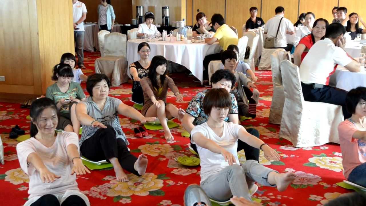 Clover Core 新品發表會 I - YouTube