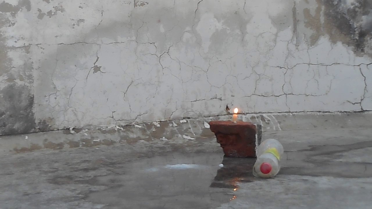 Exploding the bottle with the hydrogen gas - YouTube