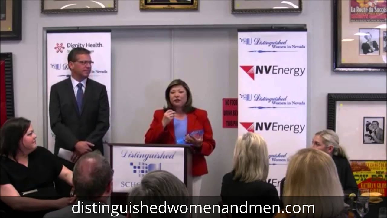 Gerri Schroder accepting 1st Distinguished Endeavor Award - YouTube