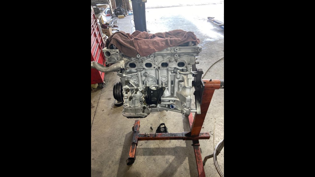 REASSEMBLING AND CLEANING UP THE SR20DET PT2 - YouTube