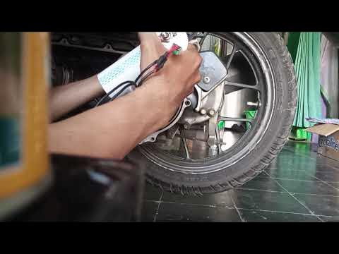 Cara melepas baut cvt yang patah kedua. - YouTube