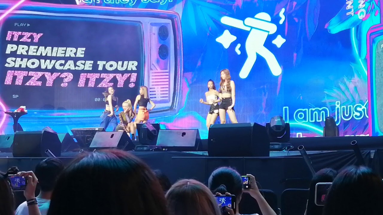 ITZY ICY game #ITZYSHOWCASEinBKK - YouTube