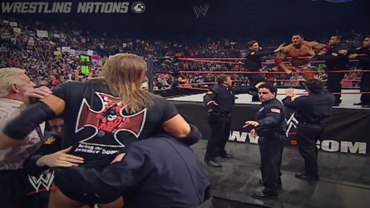 Batista and Triple H Fight Before WM 21 Goes Hollywood - YouTube