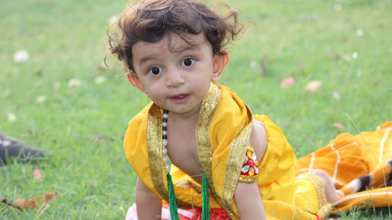 My little cute krishna | Shree Krishna Govind Status | Shorts - YouTube