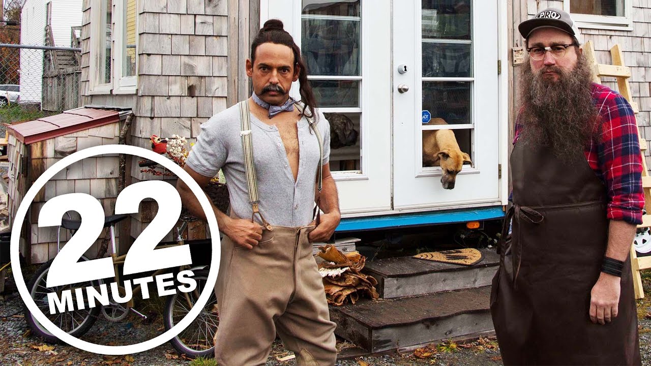 Hipster Chef trades tiny plates for a tiny house | 22 Minutes - YouTube