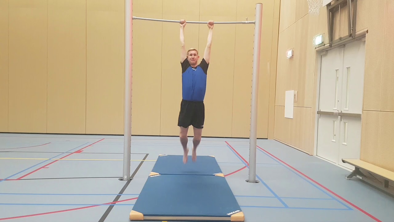 Eindsituatie salto vanaf het rek vooraanzicht - YouTube
