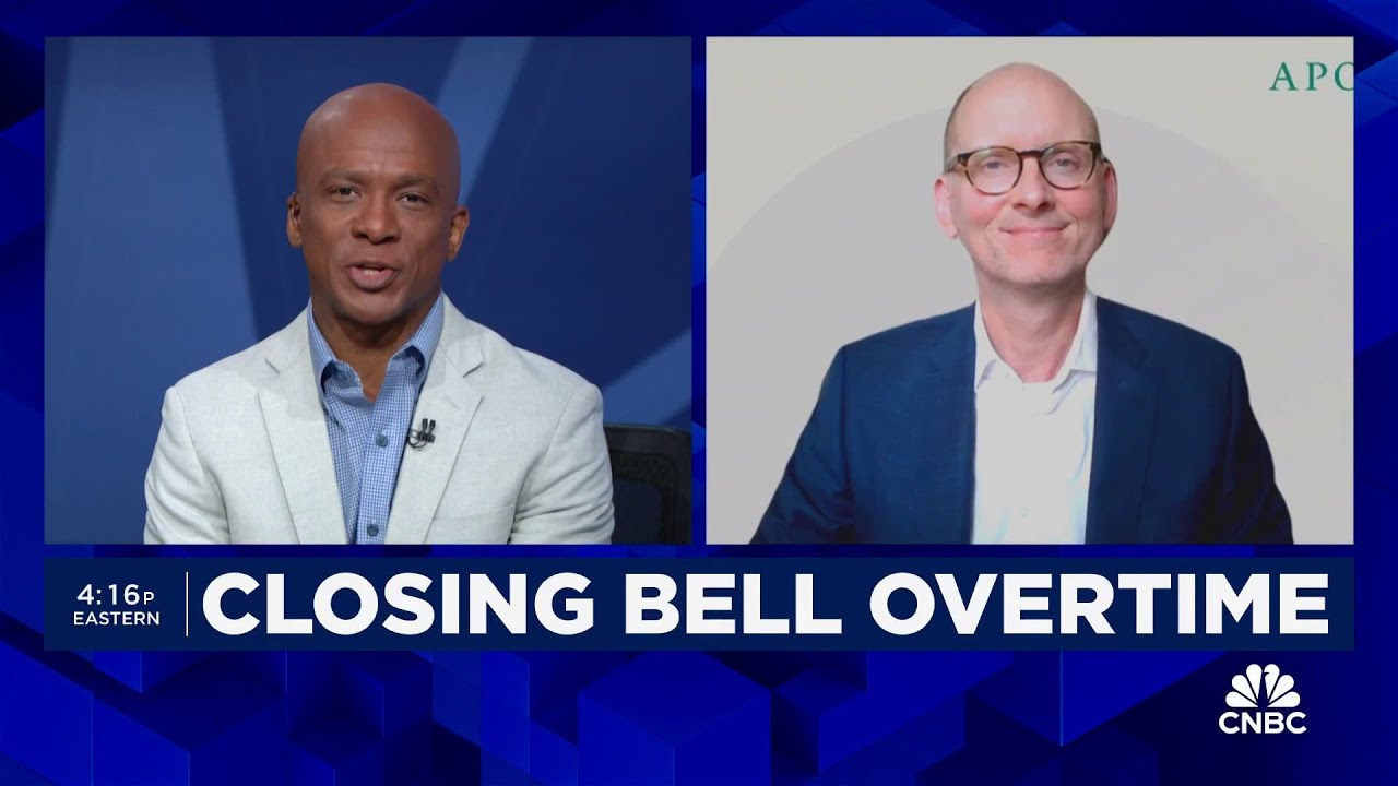 'No reason for Fed to cut rates at this moment', says Apollo Global's ...