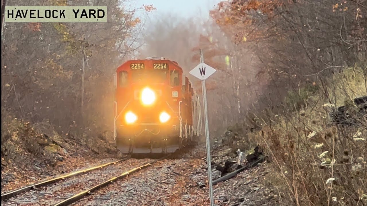 Canadian Pacific Kansas City Nephton Turn Climbs the Hill into town ...