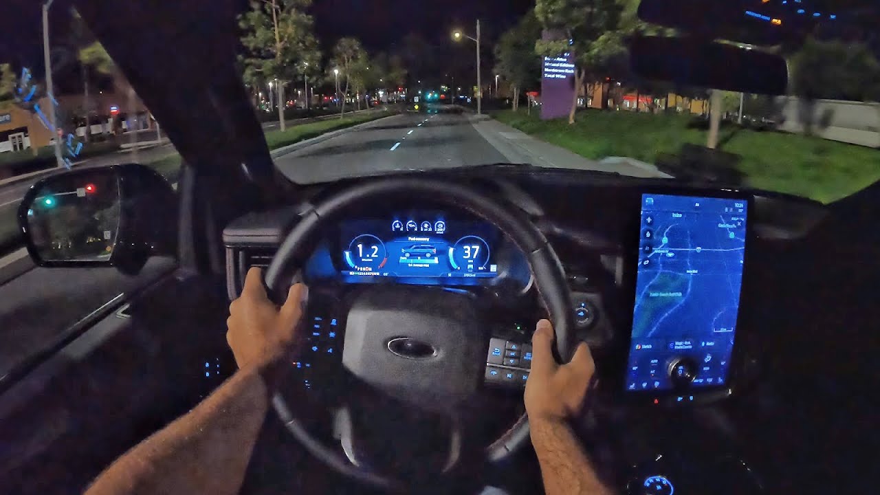 2022 Ford Expedition Stealth 4x4 POV Night Drive (3D Audio)(ASMR) - YouTube