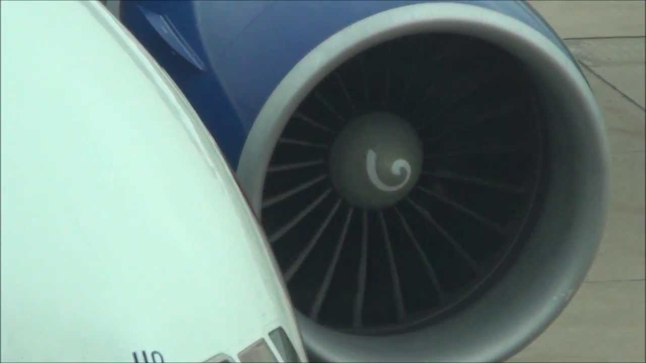 GE90 Jet Engine Startup. Boeing 777 British Airways. G-VIIO - YouTube