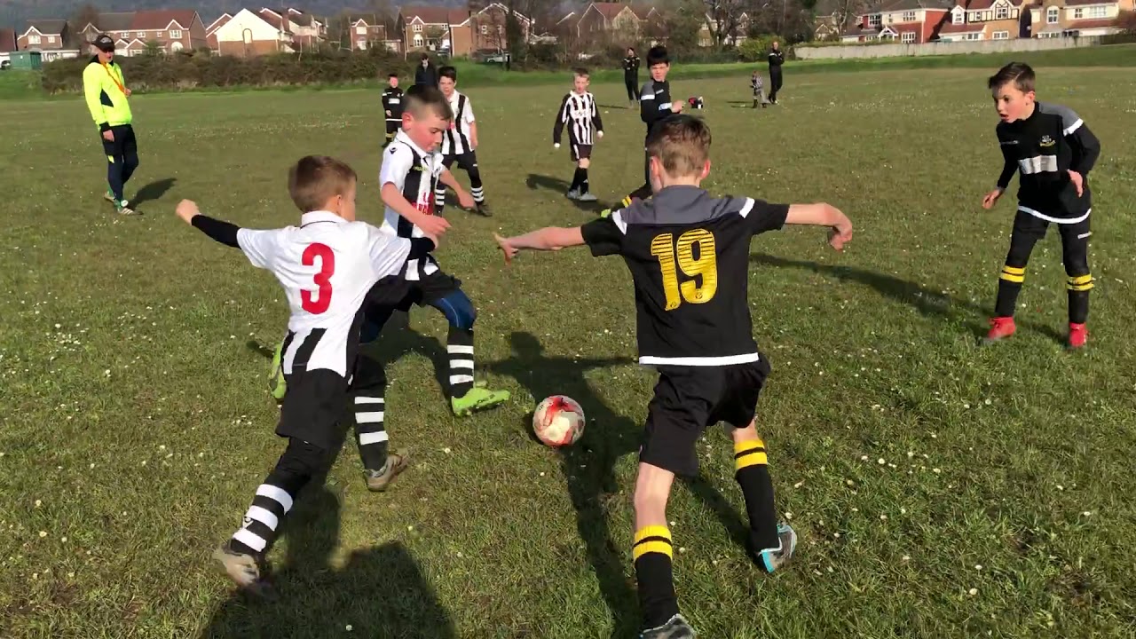 Bryncoch Bees v Pontardawe Q2 - YouTube