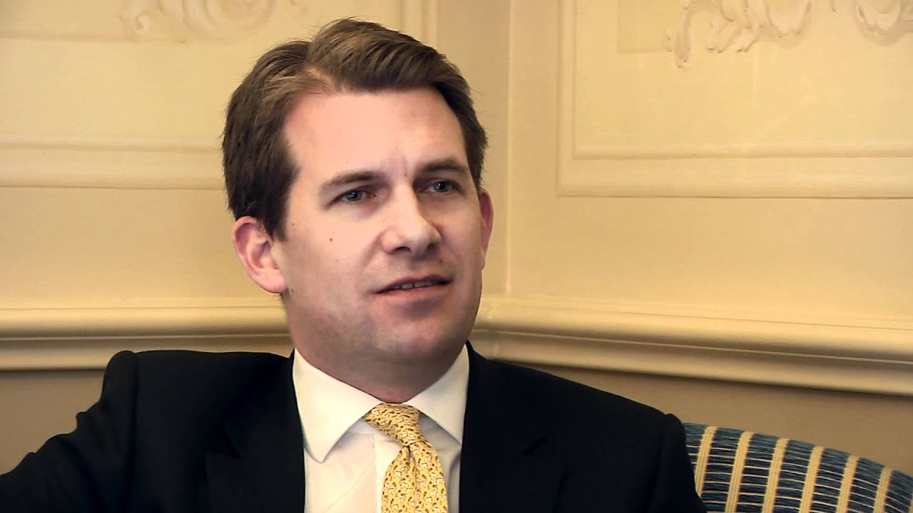 Dan Mannix - RWC Asset Management (english version) - YouTube