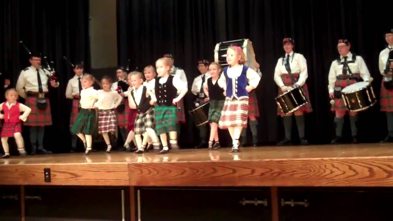 Juneau girls highland dance - YouTube