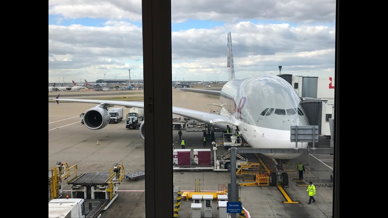 Qatar A380 QR4 London Heathrow - Doha | Flight Experience - YouTube