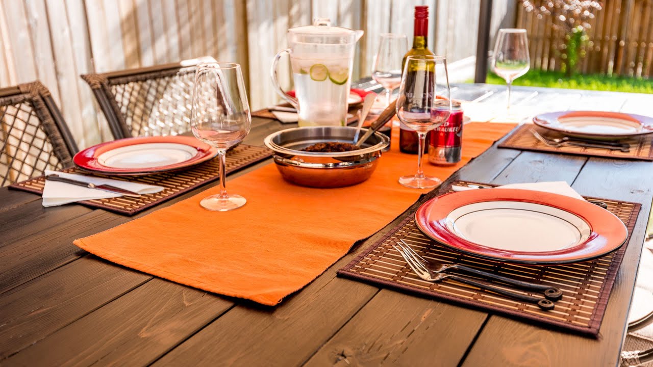 DIY - Rustic Patio Table from Reclaimed Wood - YouTube