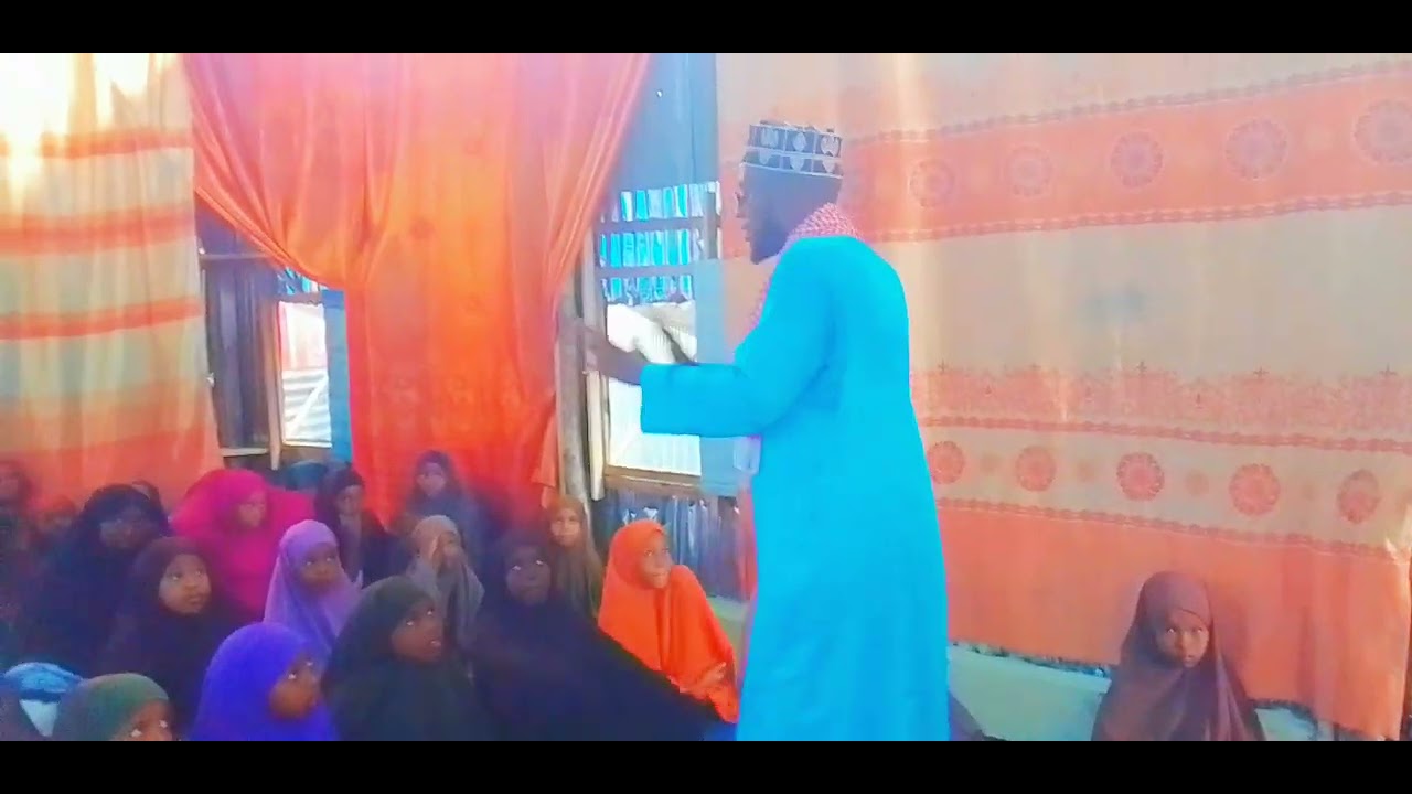 ardayda waa ubaxa mustaqbalka maashaa allaah allaha nooxifdiyo - YouTube