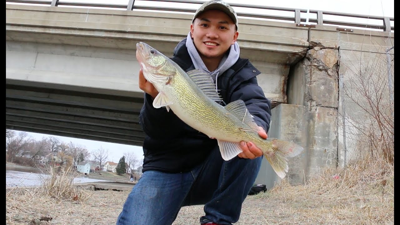 Walleye Fishing- Fort Atkinson short film - YouTube