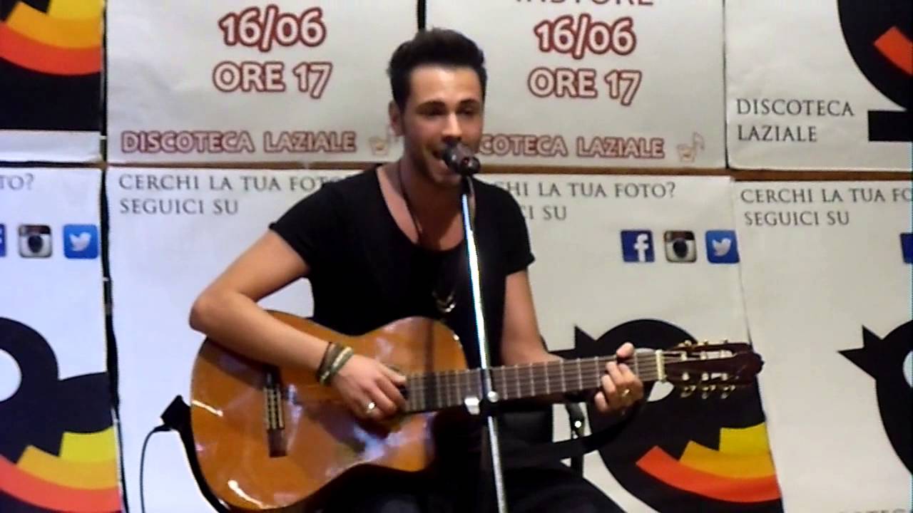 Davide Mogavero live "Discoteca laziale" con "C'è ancora tempo" - YouTube