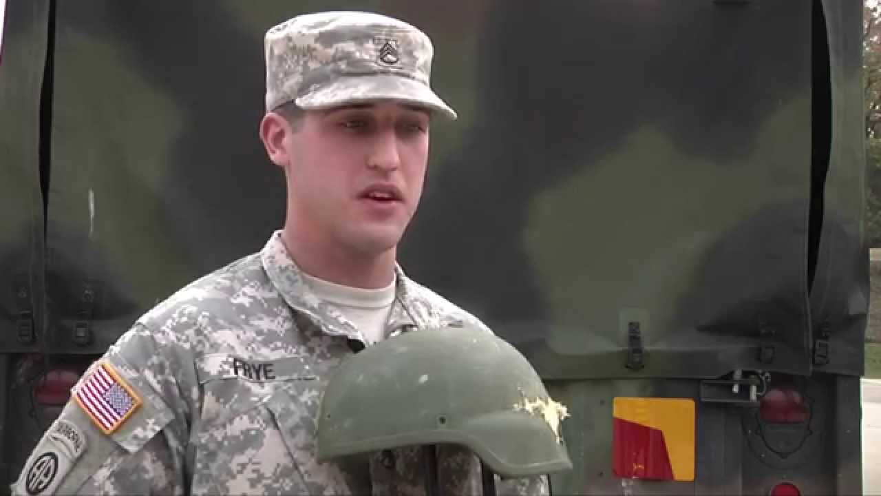 SSG Ryan Frye Receives Helmet - YouTube