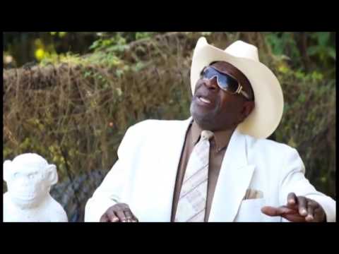 Bishop Bullwinkle Hell To Da Naw,Naw,Naw With Da Bicycle - YouTube
