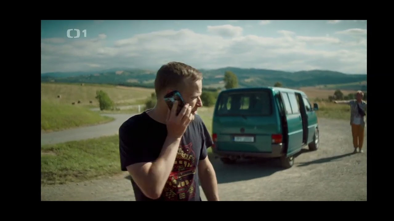 Ty vole, on tu děvku kouše! | Grand prix | Hlášky z filmů - YouTube